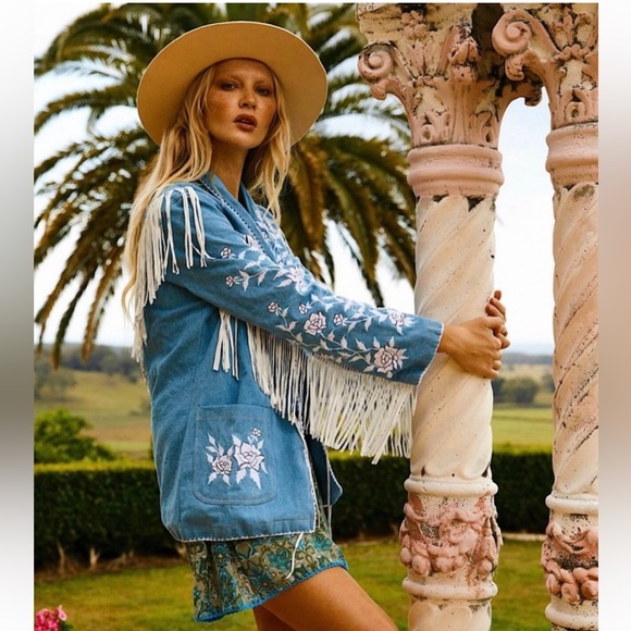 Chasing Unicorns | Jackets & Coats | Nwot Chasing Unicorns Denim Blazer ...